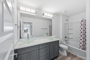 Casa, 3 quartos | Casa de banho | Toalhas fornecidas 