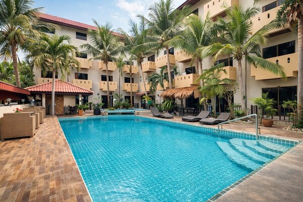 Akira Resort - Pattaya City