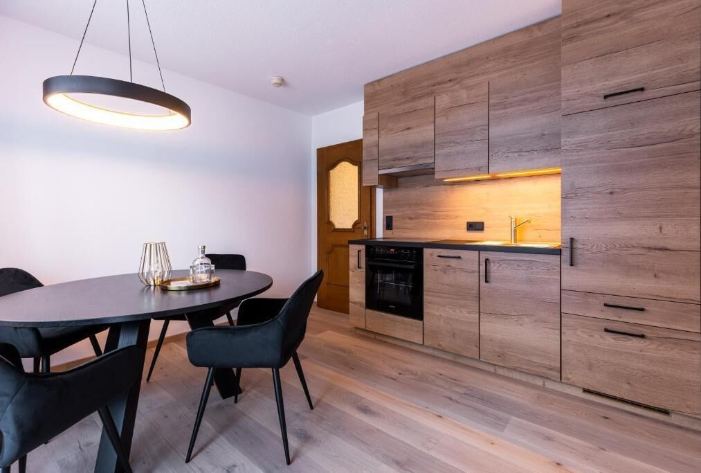 Apartamento Familiar, varanda, vista para a montanha | Cofre no quarto, berços/camas para crianças grátis, Wi-fi grátis 