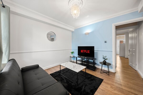 Contractor 3-bed Long-stay Discounts & Parking - Reading