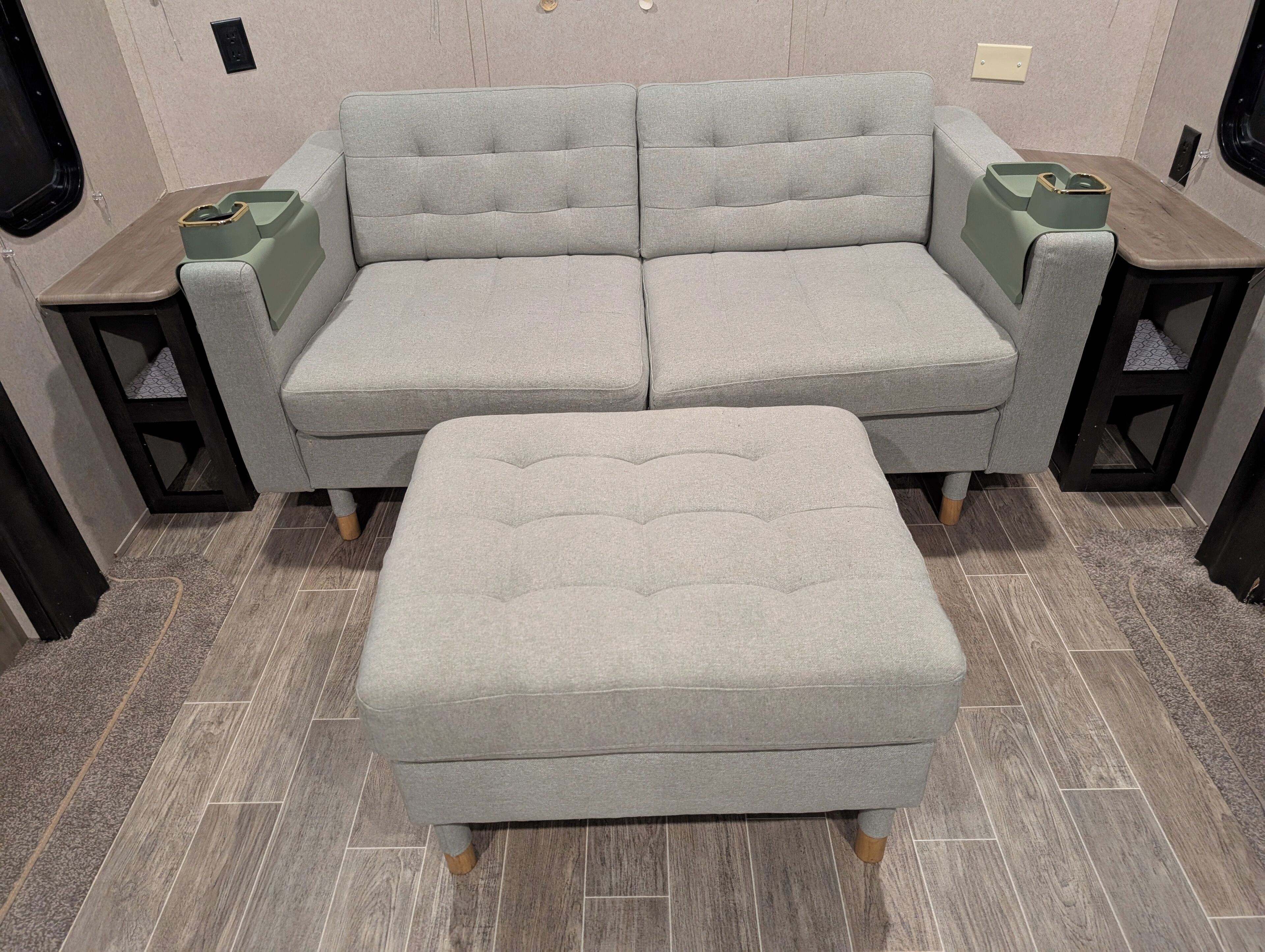 Enjoyable 1-bedroom Recreational Vehicle With Ac In Texas City - Galveston, TX