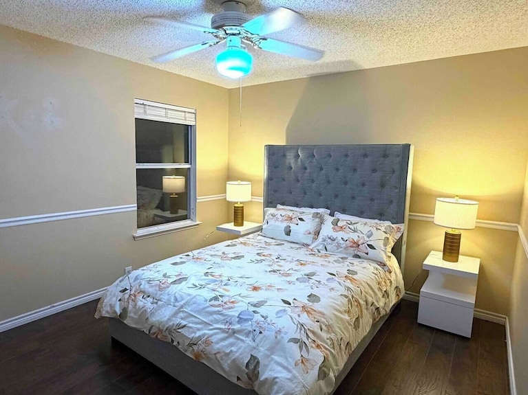 Cozy Family Getaway W/ Pool Near Lake Lewisville - Denton, TX
