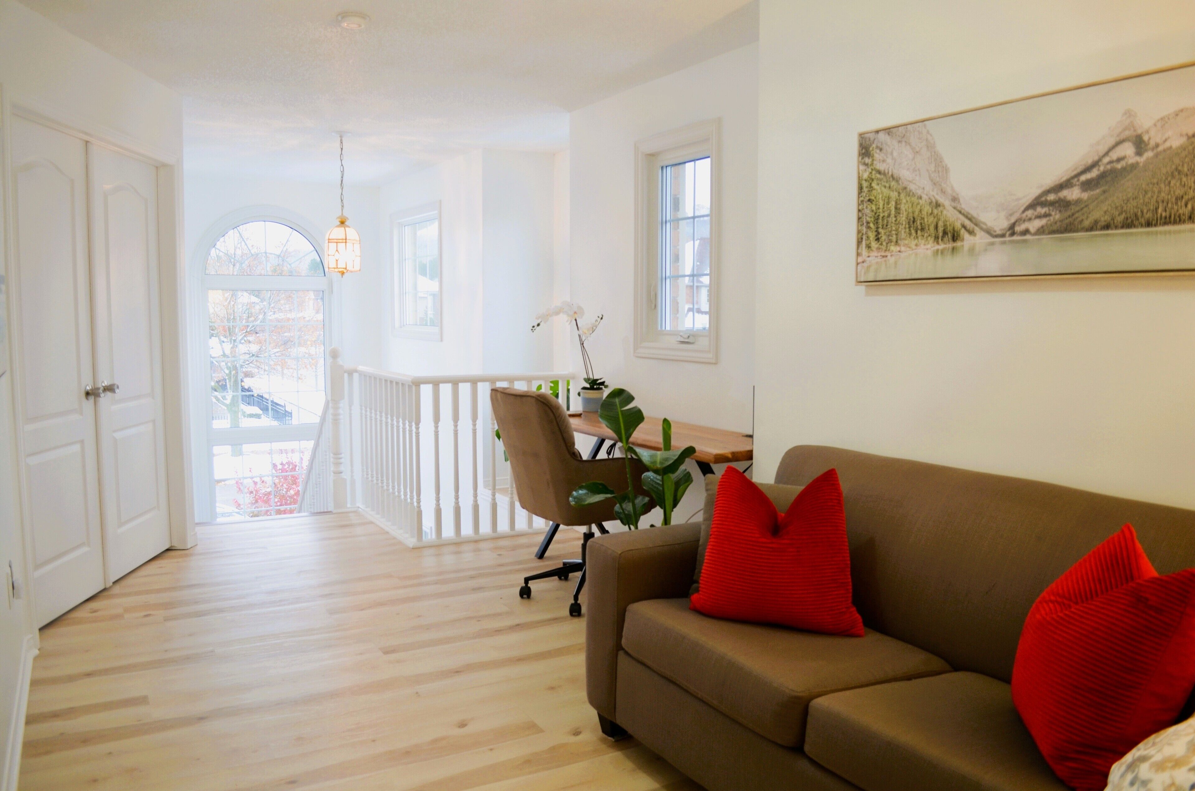 The Space, Privacy, And Comfort Of A True Home Away From Home In Niagara Area. - Grimsby