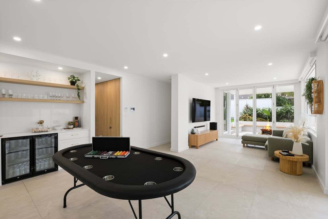 Villa Bianco | Luxe Coastal Sanctuary With Pool, Fire Pit & Games Room - Newcastle