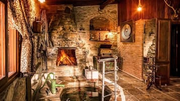 Quarto casal luxo, varanda, vista para o jardim | Parte interna