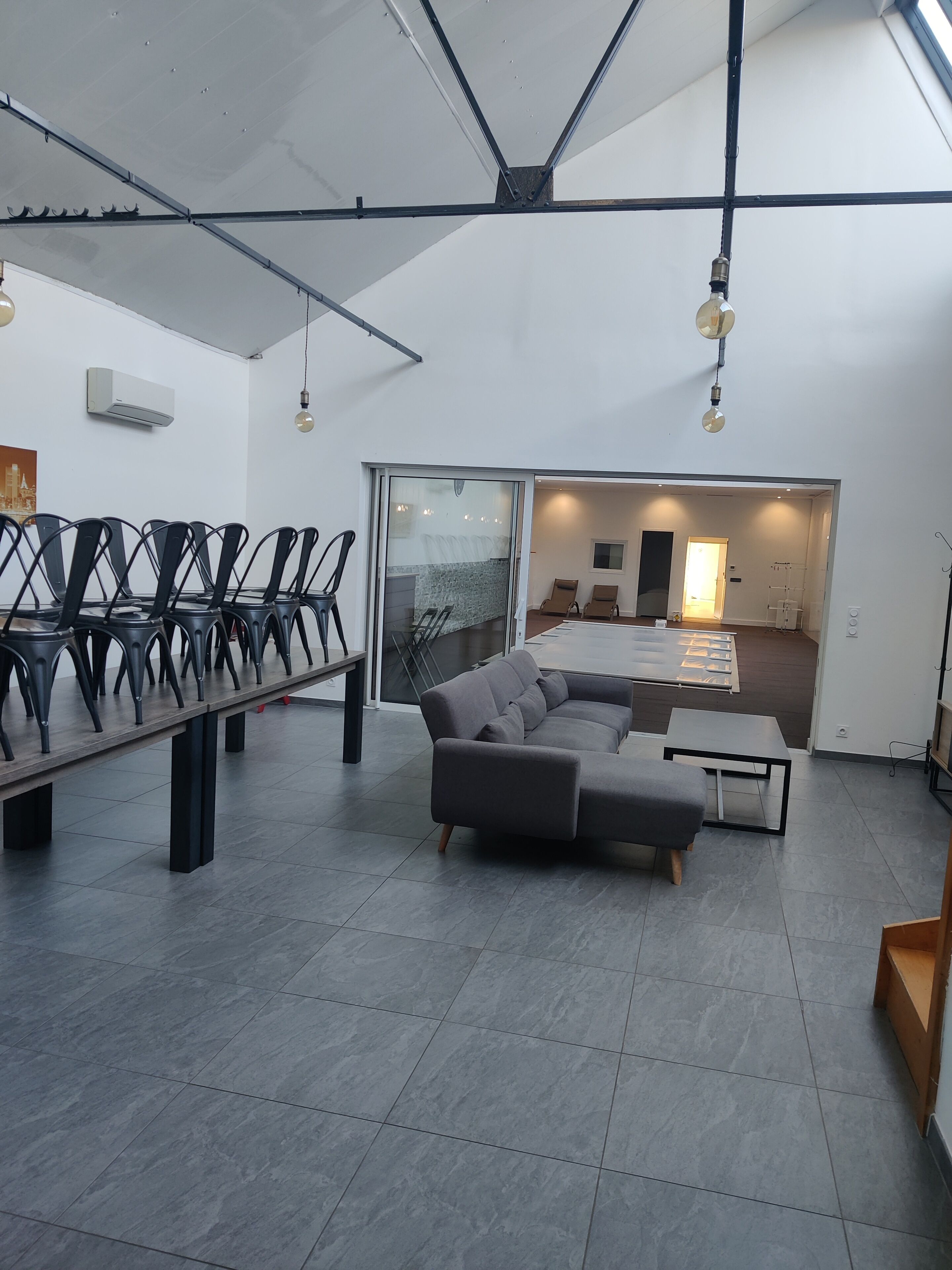 Loft Xxl Avec Piscine Intérieure Et Salle De Jeux - Cholet