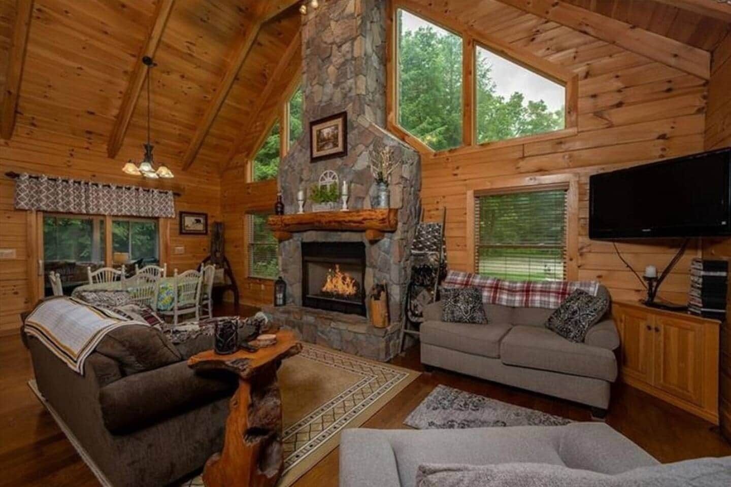 Secluded, Cozy Log Cabin With 16 Wooded Acres - Sligo, PA