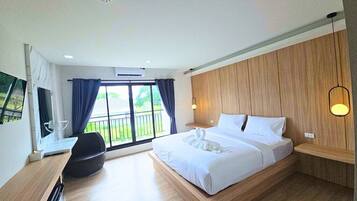 Quarto Duplo Superior para 1 Pessoa, varanda, vista para o pátio | Secretária, Wi-fi grátis