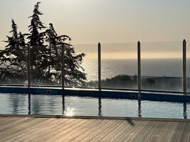 Apartamento | Piscina | Piscina exterior sazonal 