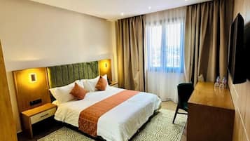 Quarto Duplo ou Twin Deluxe | Roupa de alta qualidade, minibar, secretária