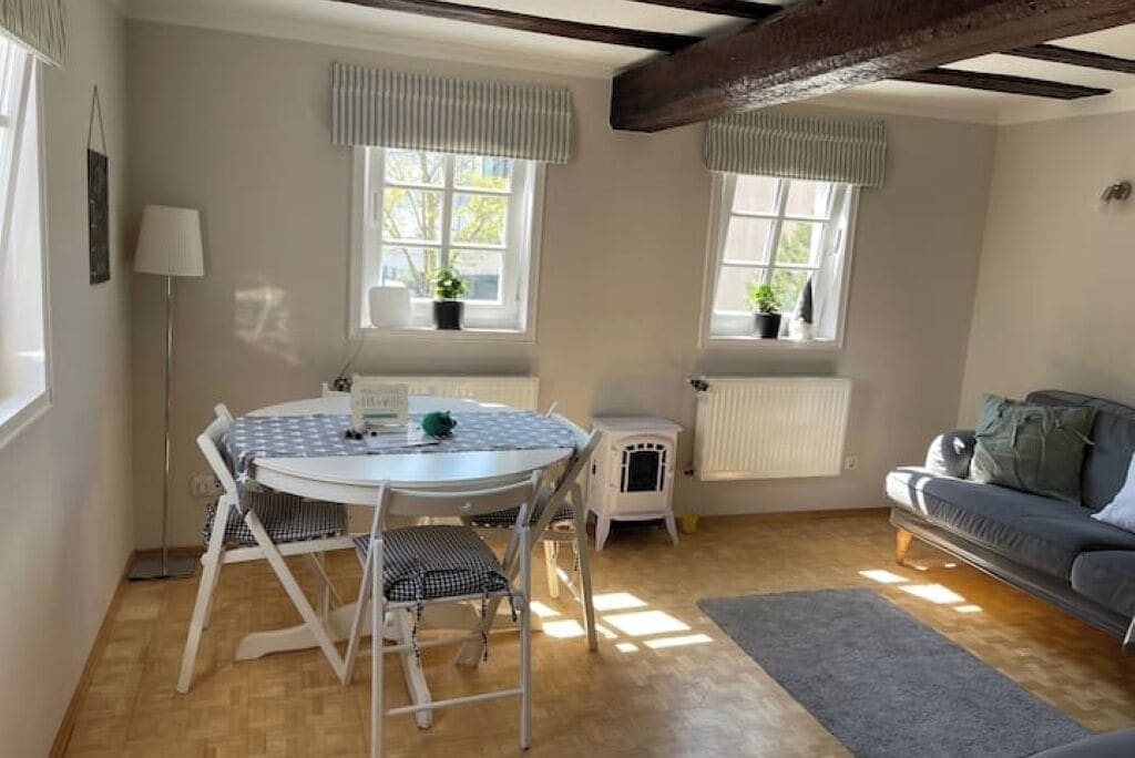 Charming 1581 Half-timbered Home In Neuenhain  Historic Gem Near Frankfurt - Kelsterbach