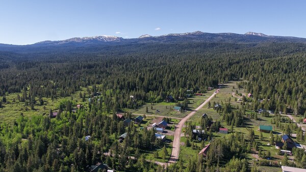 Rimfire Refuge - Island Park, ID