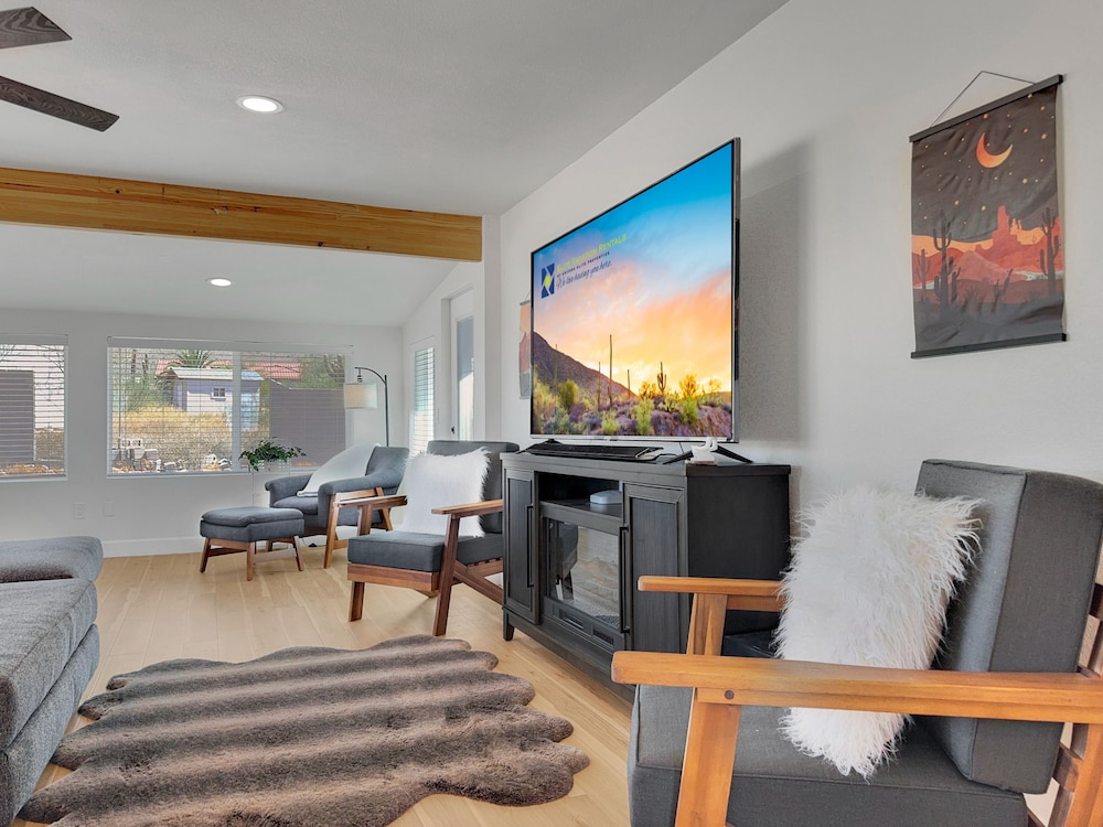 Boulder Apache Junction - Apache Junction