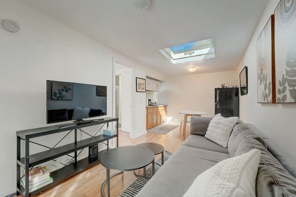 Marbella Lane -Cozy 1br Studio In Palo Alto Dwtn - San Mateo, CA