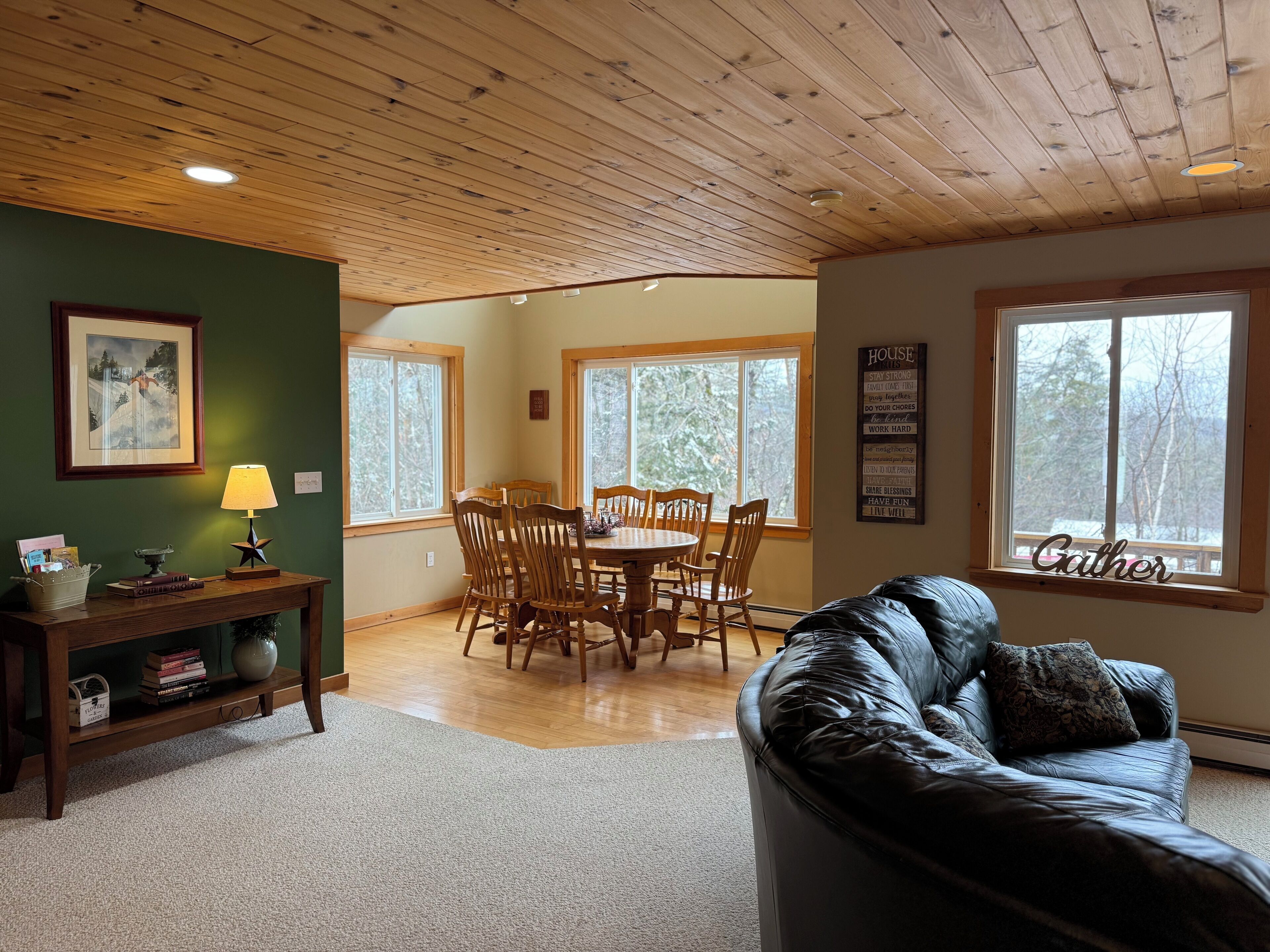 Welcoming 4-bedroom House In Charming Conway Perfect For Families - Conway, NH