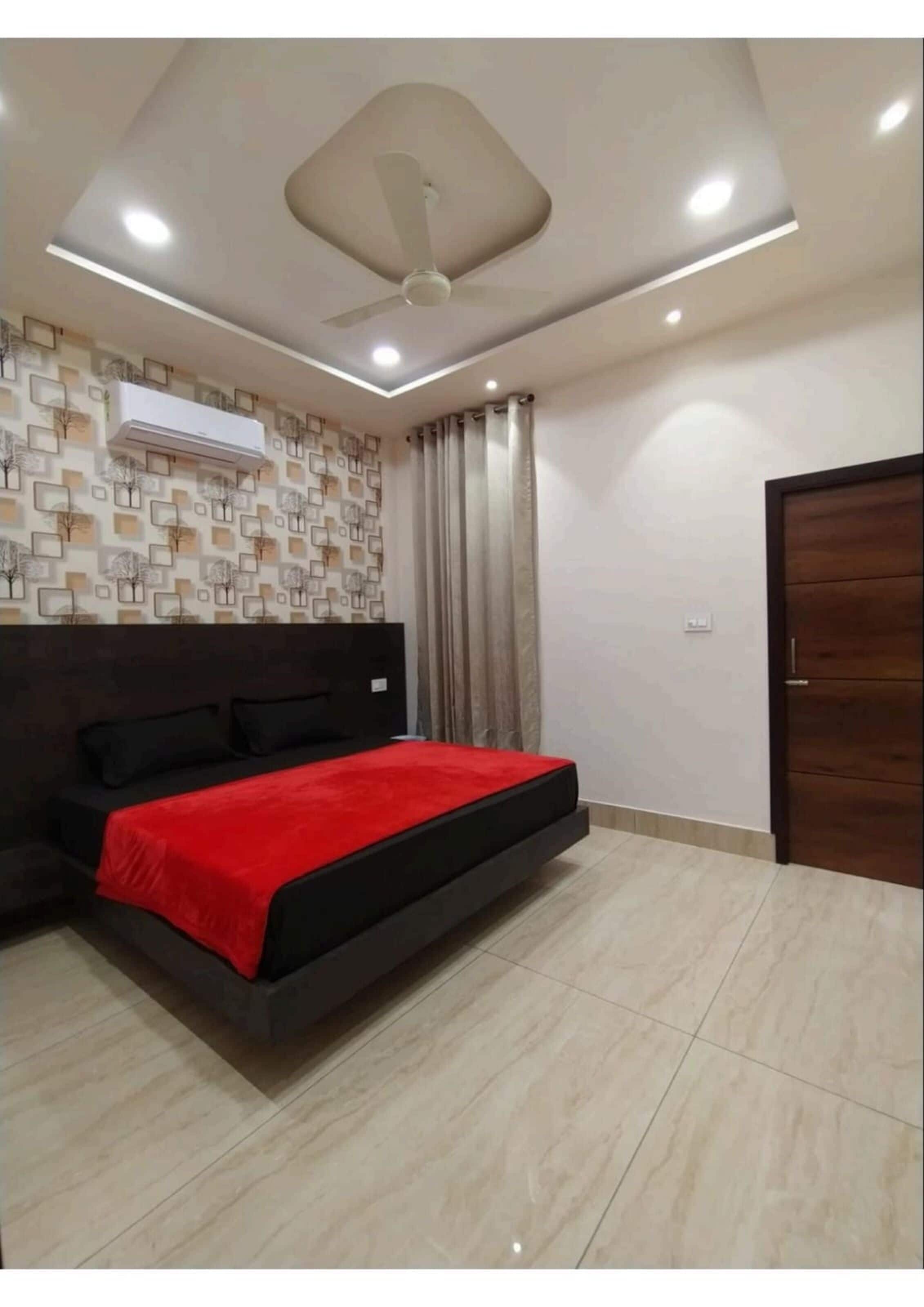 Quarto Superior | Secretária, secretária adequada para computadores portáteis 