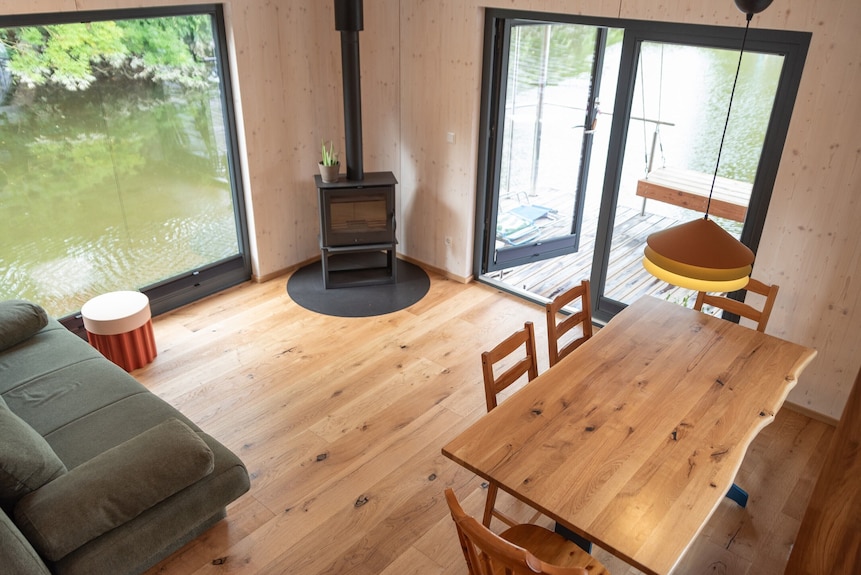 Amplia Casa Flotante Con Plataforma De Baño, Terraza En La Azotea Y Columpio - Hamburgo