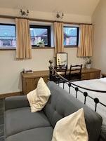 1 quarto, Wi-fi grátis, roupa de cama fornecida 