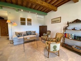 Apartamento, cozinha, vista para o jardim | Sala de estar