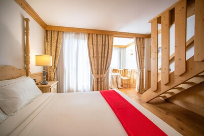 Grifone Dolomiti Resort