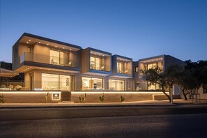 Vila luxo, piscina particular, vista para o mar | Fachada