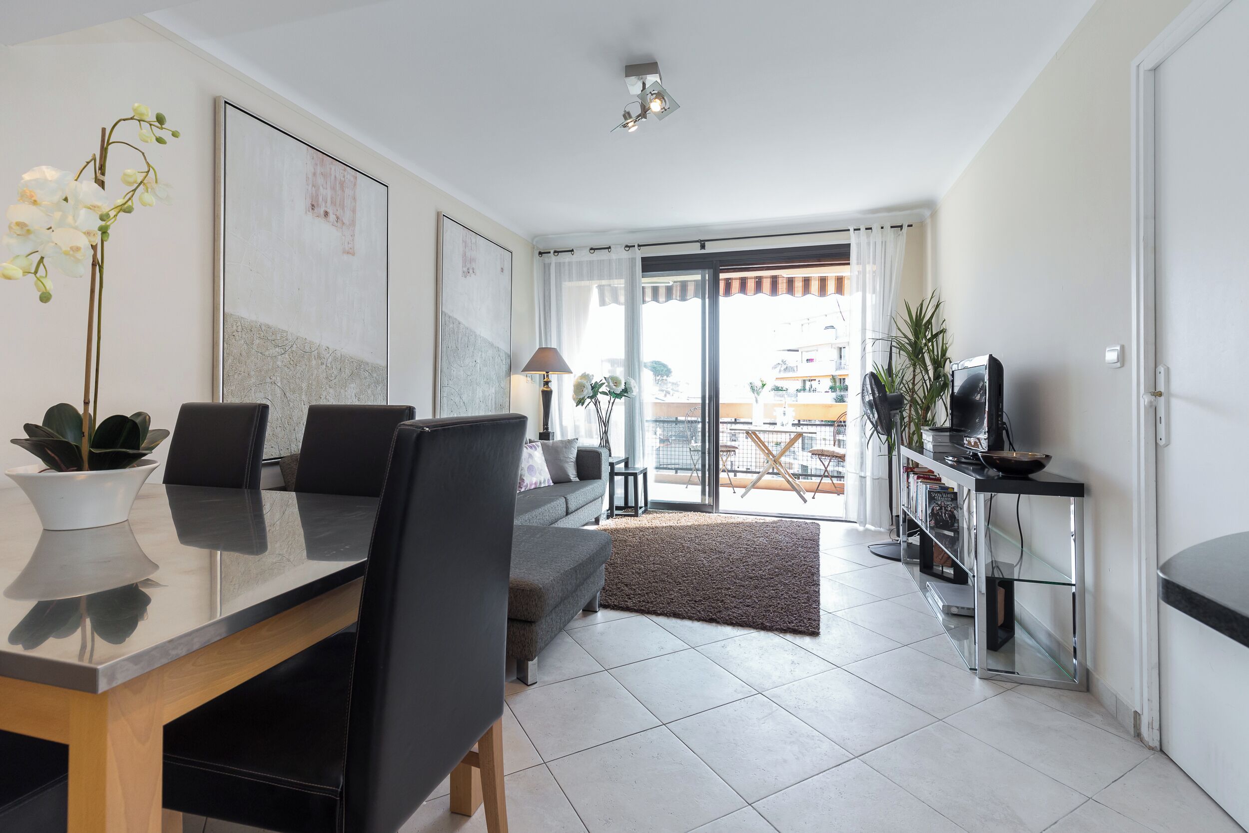 3-bedroom Apartment In Awesome Cannes With Cool Ac Breeze - Cannes