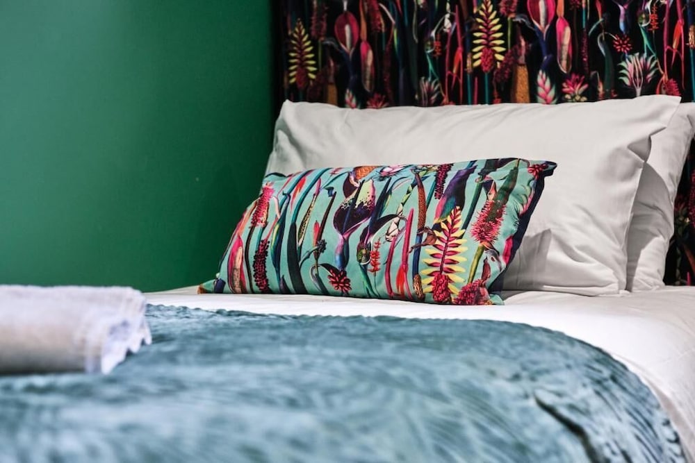 Clarence House - Derry