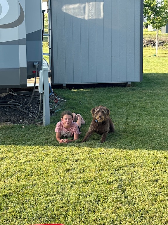 Fully Set-up Camper Just Steps Away From The Beautiful Missouri River. - 사우스다코타