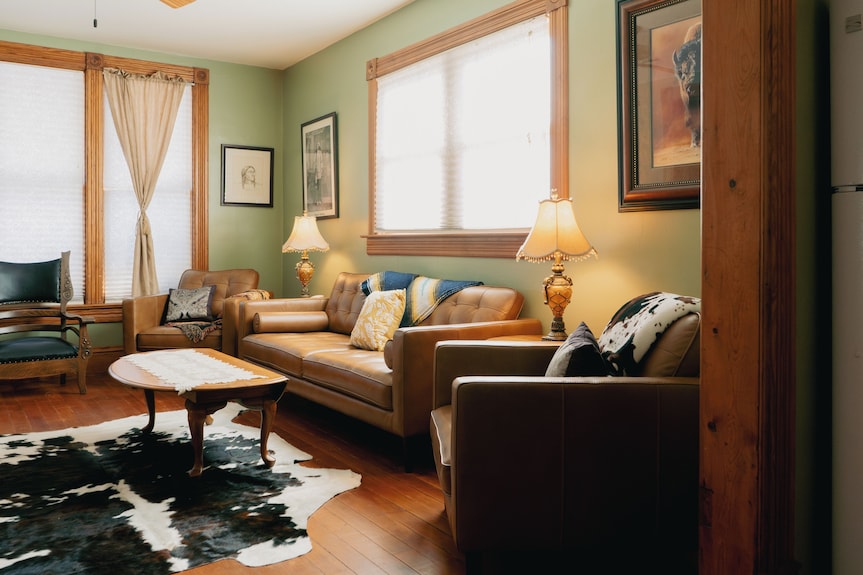 4 Bedroom Cottage On Main Street Deadwood! - South Dakota