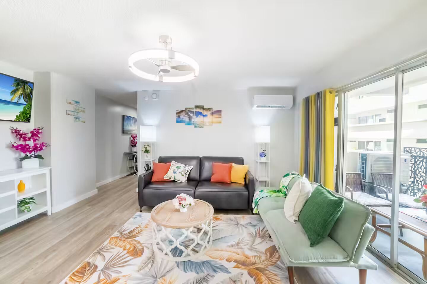 Free Parking - Newly Renovated, 1 Bedroom, 1 Bath Waikiki Beach. 3 Beds- Sleep 5 - 檀香山