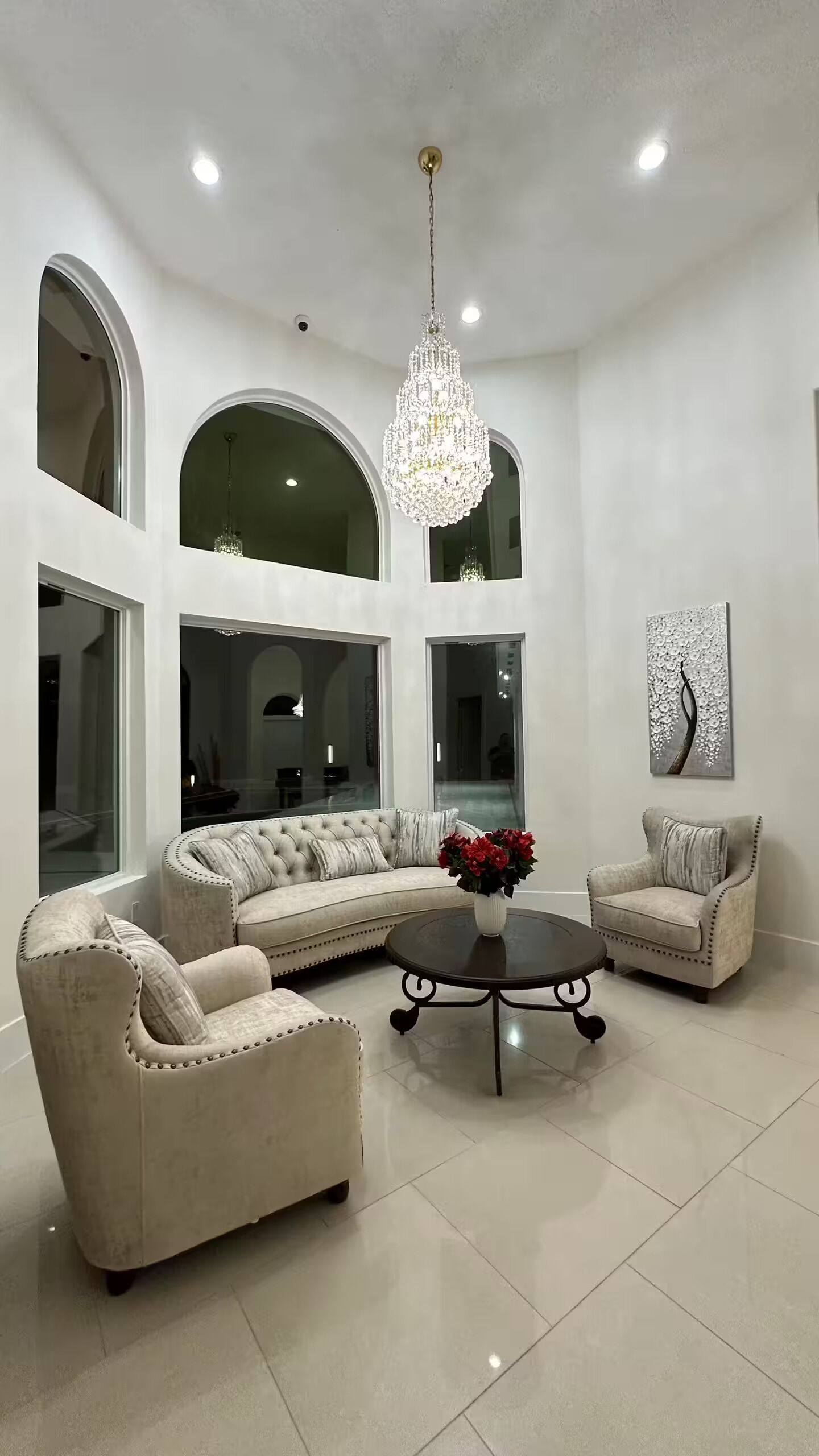 Welcome To Casa Hibiscus, Your Private Tropical Escape In Miami! 4-bd, 4-baths - Homestead, FL