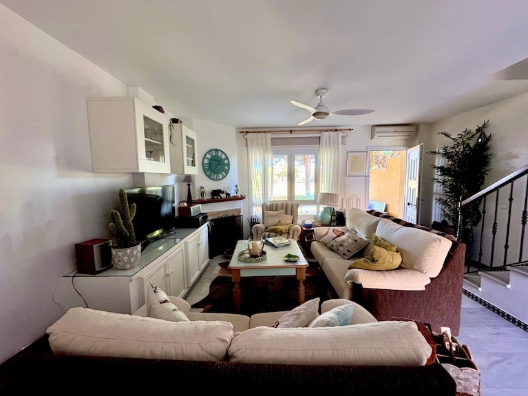 Luminous Townhouse Overlooking The Golf On The Beach Of Novo Sancti Petri - Novo Sancti Petri