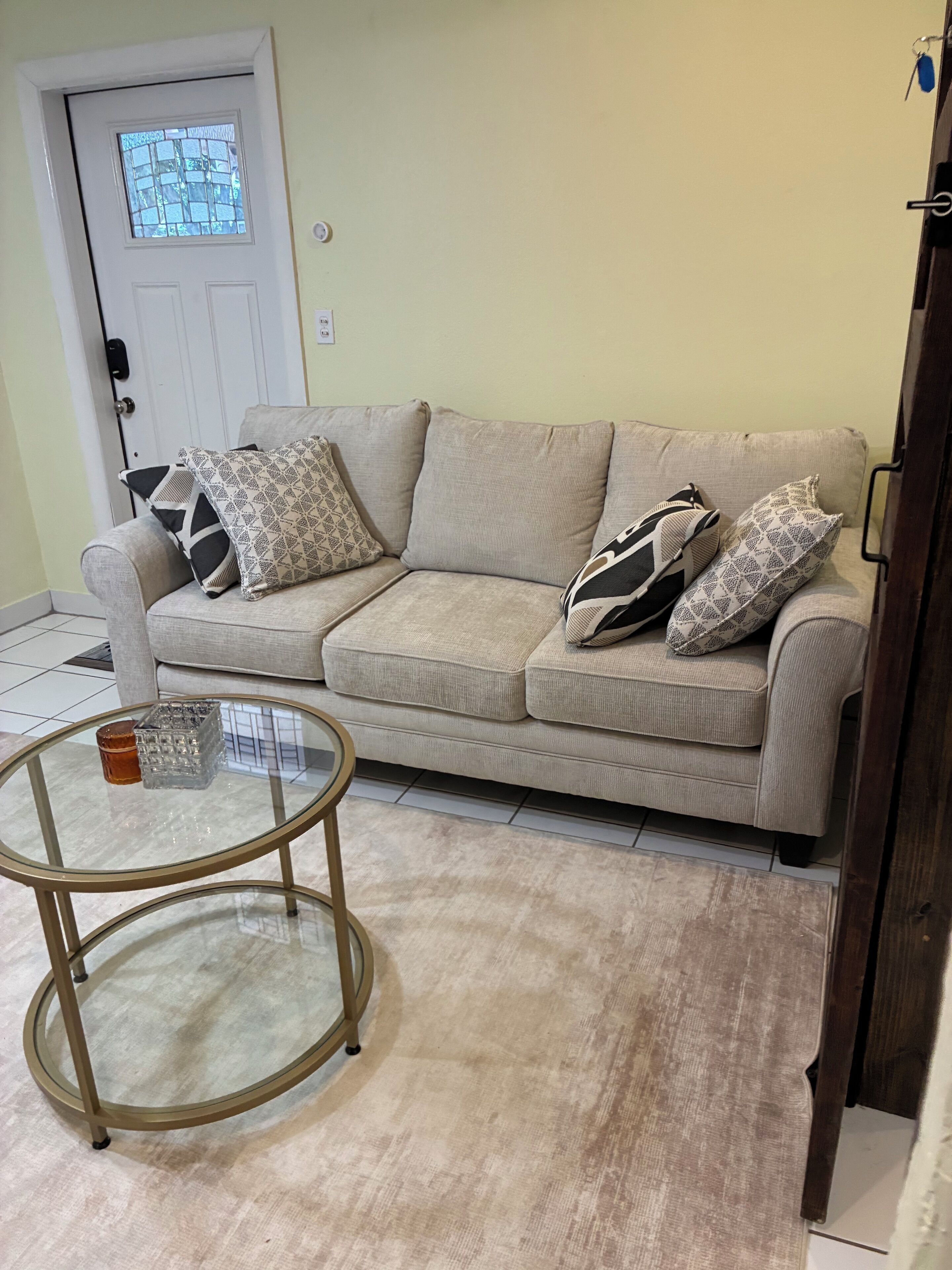 Perfect 2-bedroom Building With Ac In Quaint Davie Neighborhood - Davie, FL