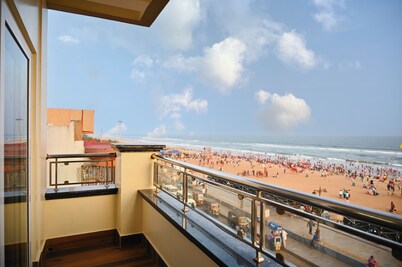 The Sea Valley Beach front Hotel