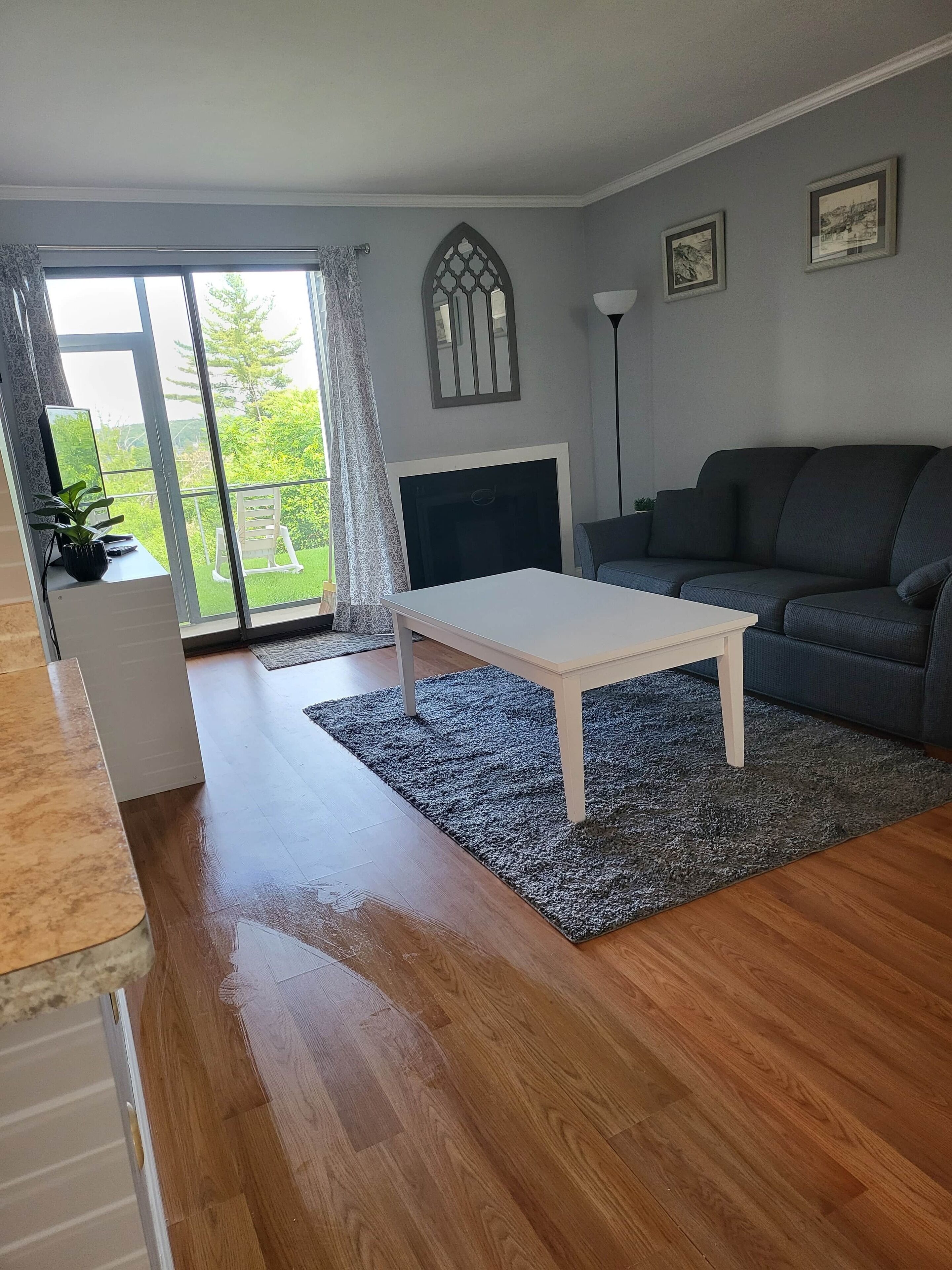 Cute 2 Bdrm Condo Walking Distance To Weirs Beach - Weirs Beach, NH