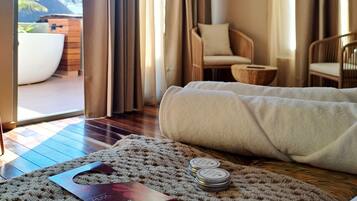 Quarto Superior | Secretária adequada para computadores portáteis, Wi-fi grátis