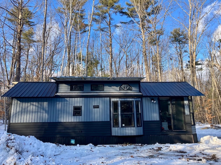 Cozy 2-bedroom Tiny Home With Hot Tub, A/c, Boat Ramp Access To Quiet Lake - Sebago Lake State Park, Casco