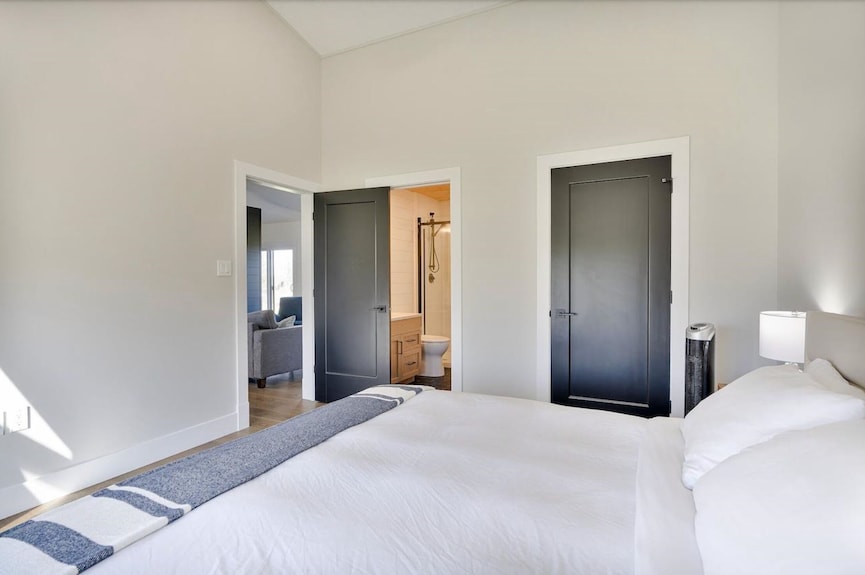 Waves And Woods Vacation Rental - Prince Edward Island