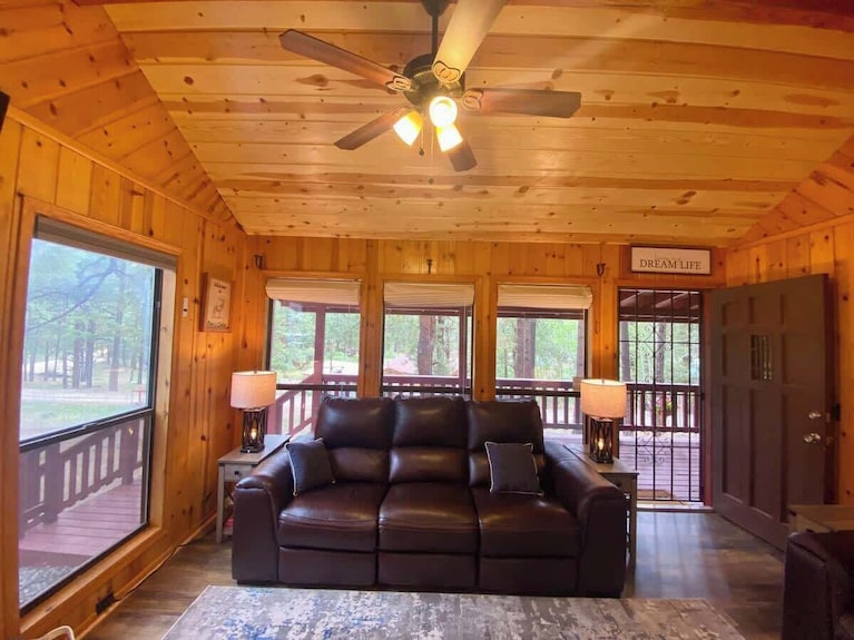 Welcome To Omas Greer Retreat - Greer, AZ