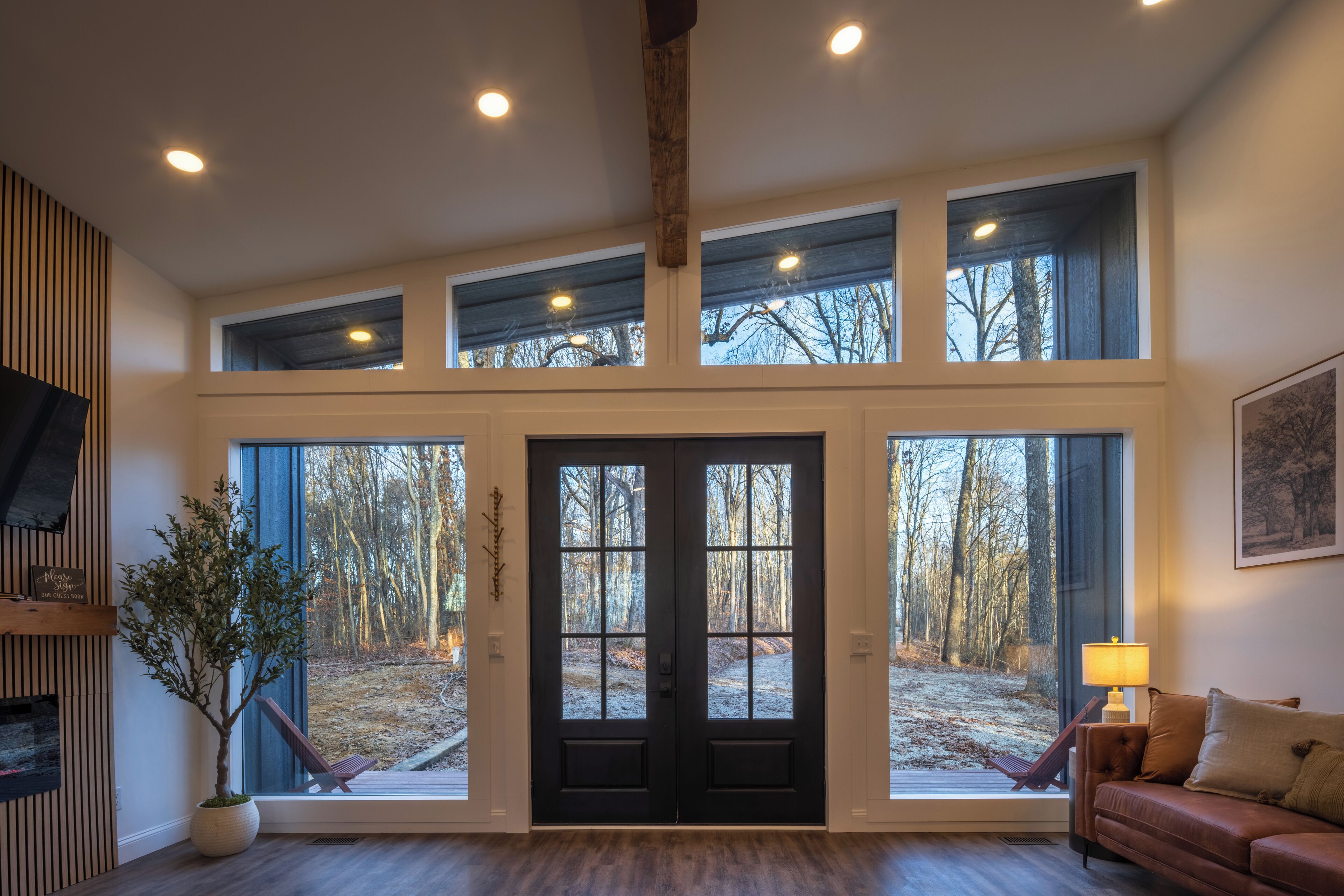 Secluded Forest Retreat-pet-friendly - 2 King Beds - Lake Hope State Park, OH