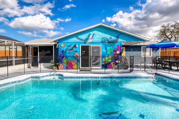 Under The Sea Pool And Hot Tub - Ponce Inlet, FL