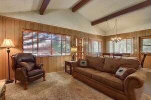 Chalé (1 Bedroom) | Interior