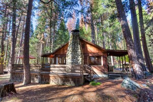 Chalé (2 Bedrooms) | Interior