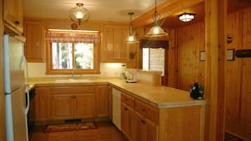 Chalé (3 Bedrooms) | Parte interna