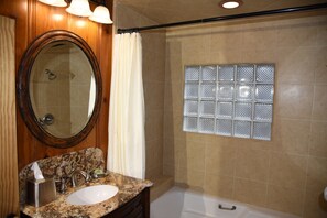 Chalé (2 Bedrooms) | Parte interna