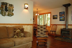 Chalé (2 Bedrooms) | Interior