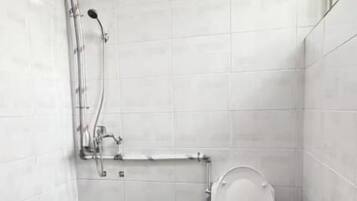 Quarto casal standard | Banheiro