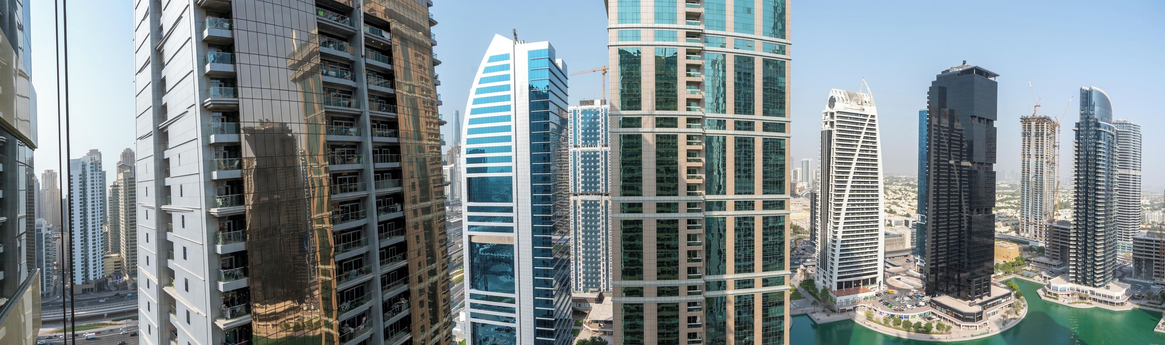 Berços grátis, Wi-Fi de cortesia, roupa de cama