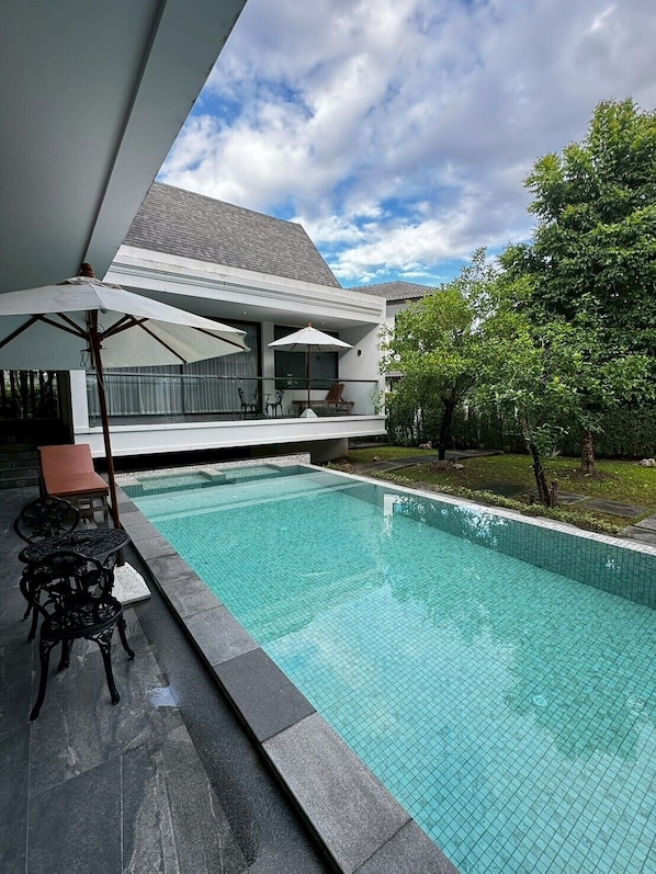 Baan Wang Tan 3 Luxury Pool Villa, Chiang Mai Reviews, Deals & Photos ...