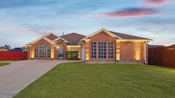 Villa (5 Bedrooms) | Interior